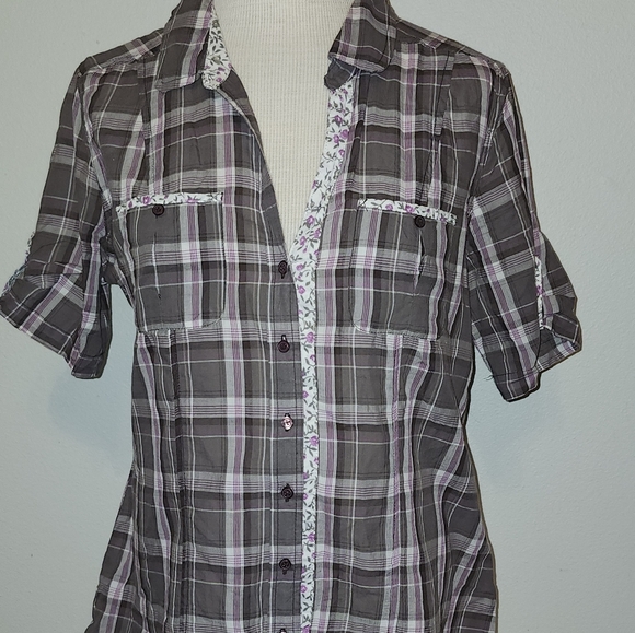 Maurices | Tops | Xl Maurices Plaid With Floral Trim Mismatch Button ...